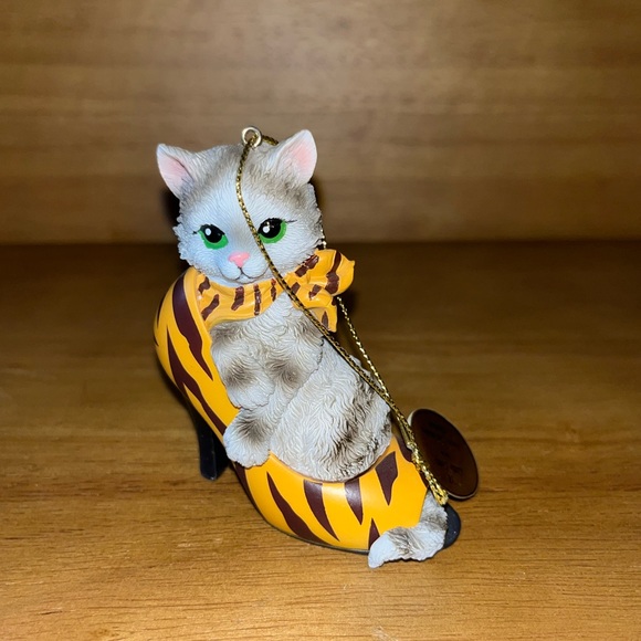 Hamilton | Holiday | A Little Catty Cat Ornament | Poshmark